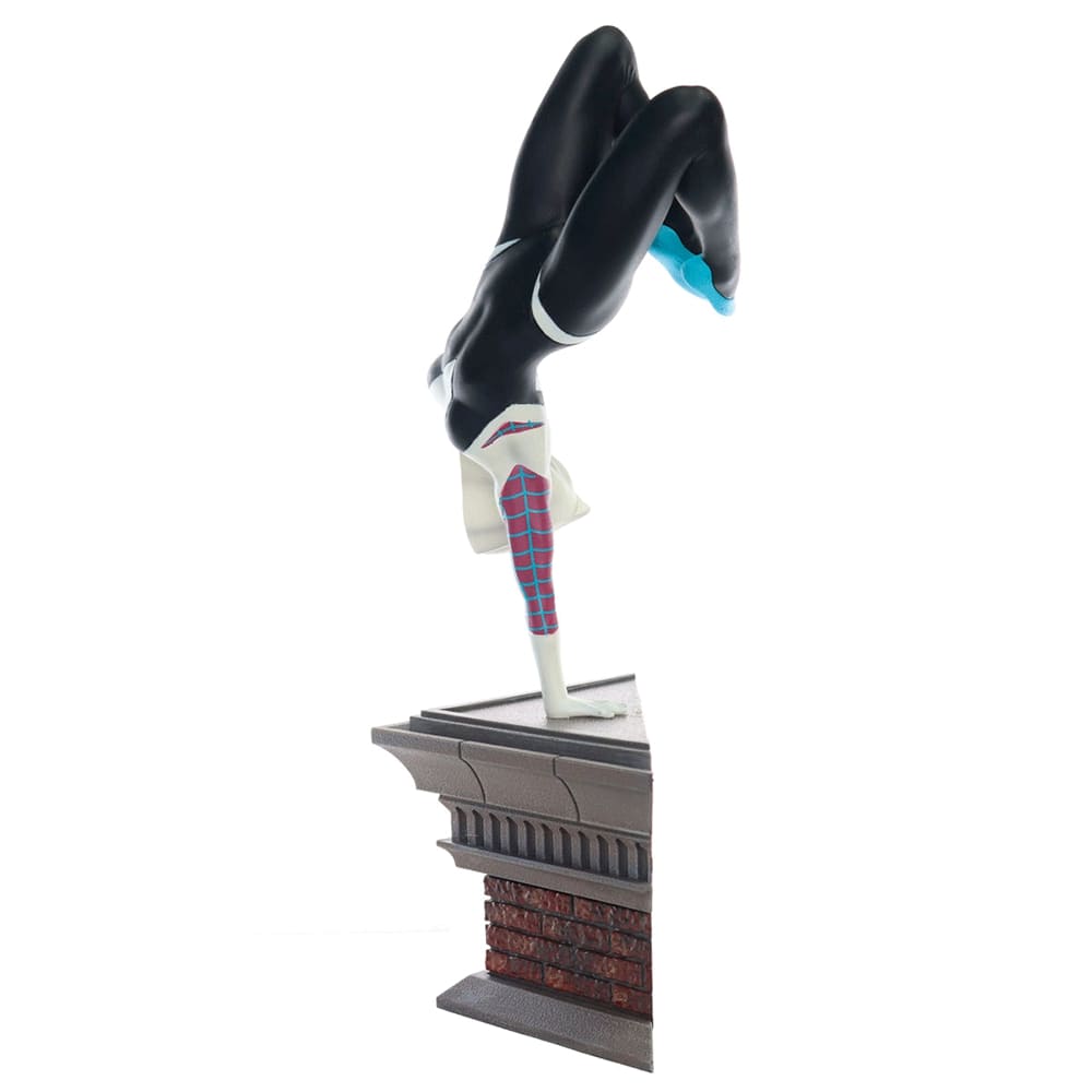 Spider-Gwen Handstand Marvel Gallery Diamond Select